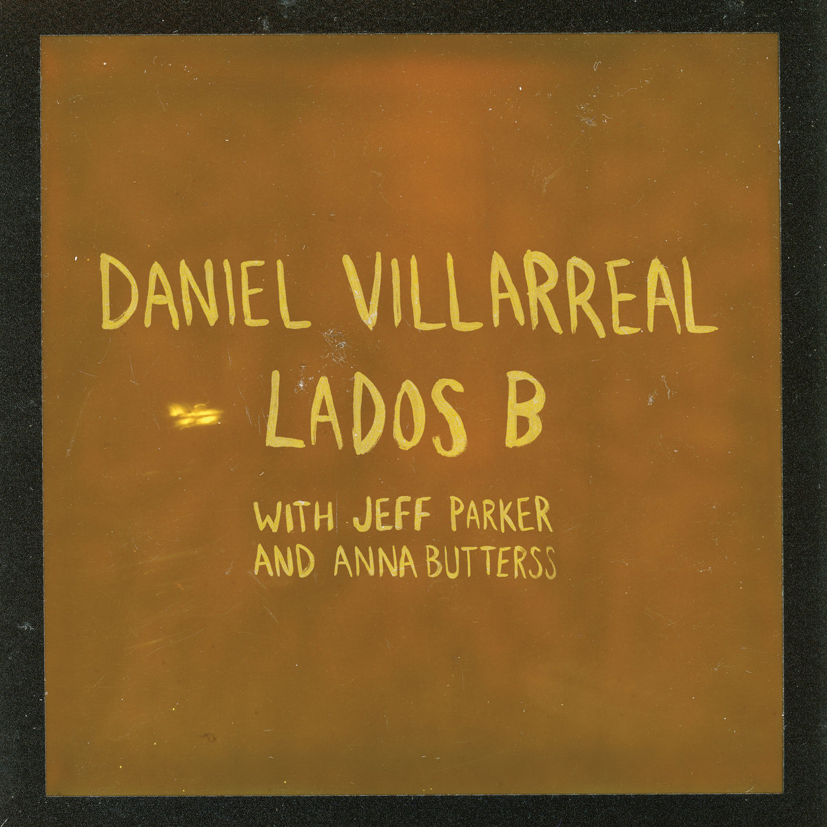 Daniel Villarreal / Lados B – rings